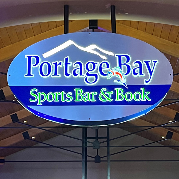 Silver Reef Casino Resort - Portage Bay Sports Bar & Book